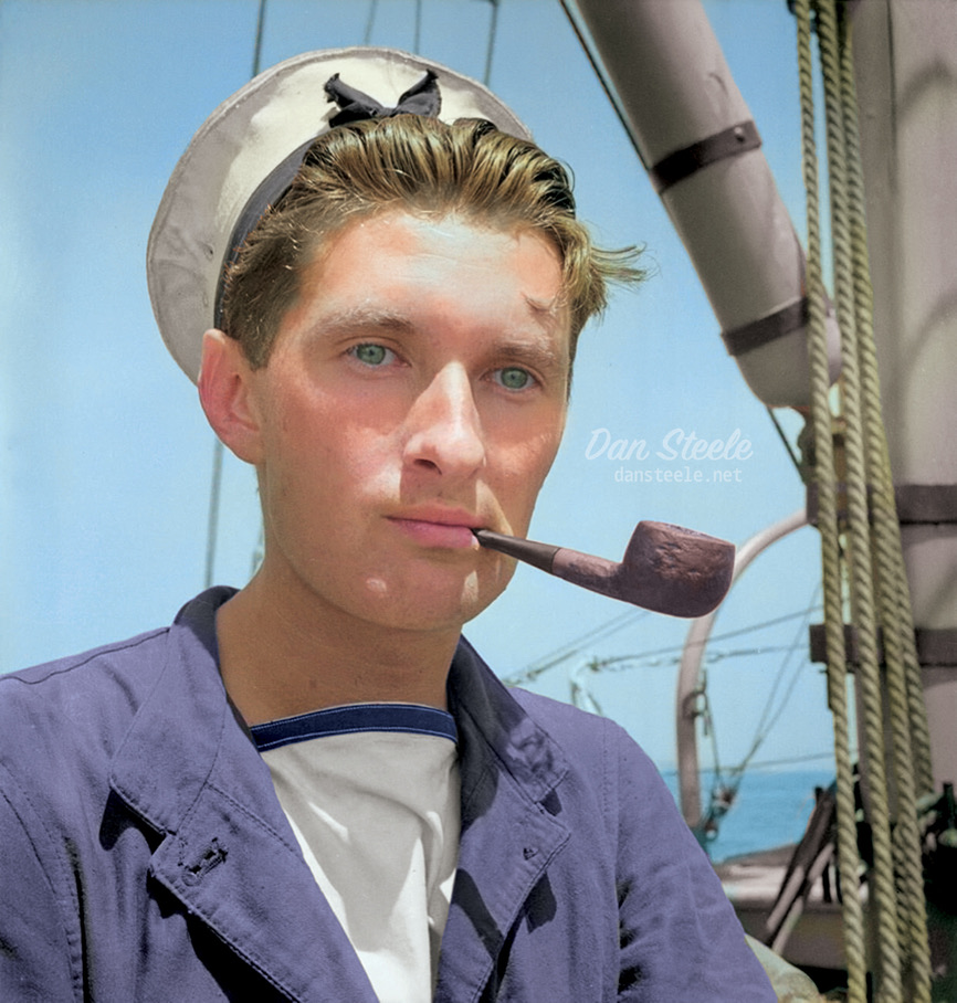 Telegraphist B. Townsend of Ilford, Essex aboard HMS MMS 88 (J 588) - Dan Steele